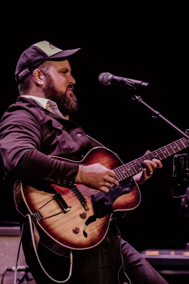 Our beautiful discovery of the day is a 3 songs EP by Neil Gregory Johnson