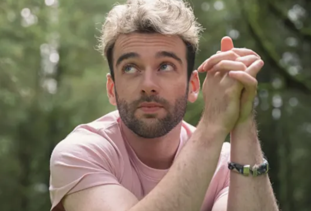Kid Apollo Gets Nostalgic With New Single ‘Wrong Foot Forward’