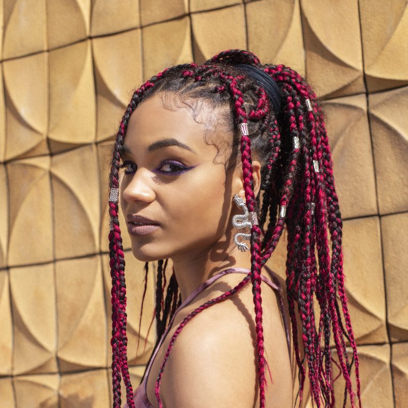 Focus on TENNIN and her upcoming projects